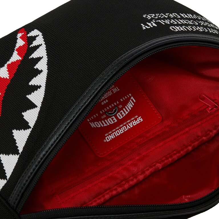 Sprayground Shark Central Knit Gürteltasche 38 cm mehrfarbig | Koffer.com
